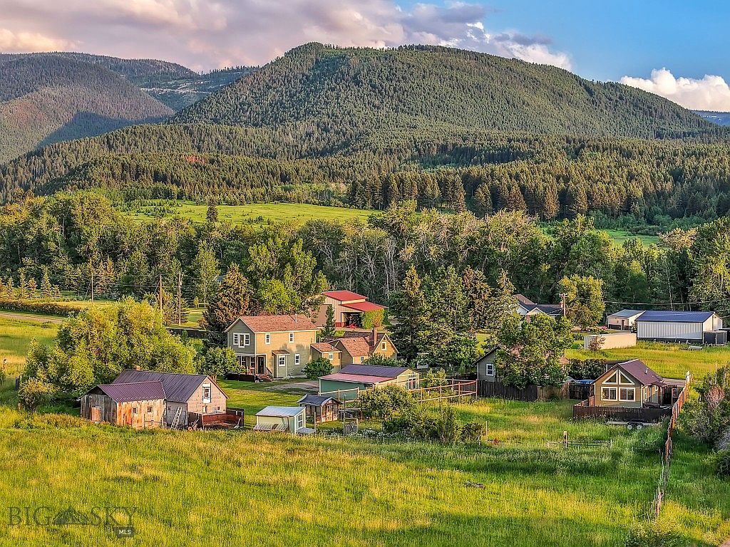 Historic 1900 Farmhouse in Bozeman, Montana With Custom Woodwork, Bamboo Floors, Two Charming ...
