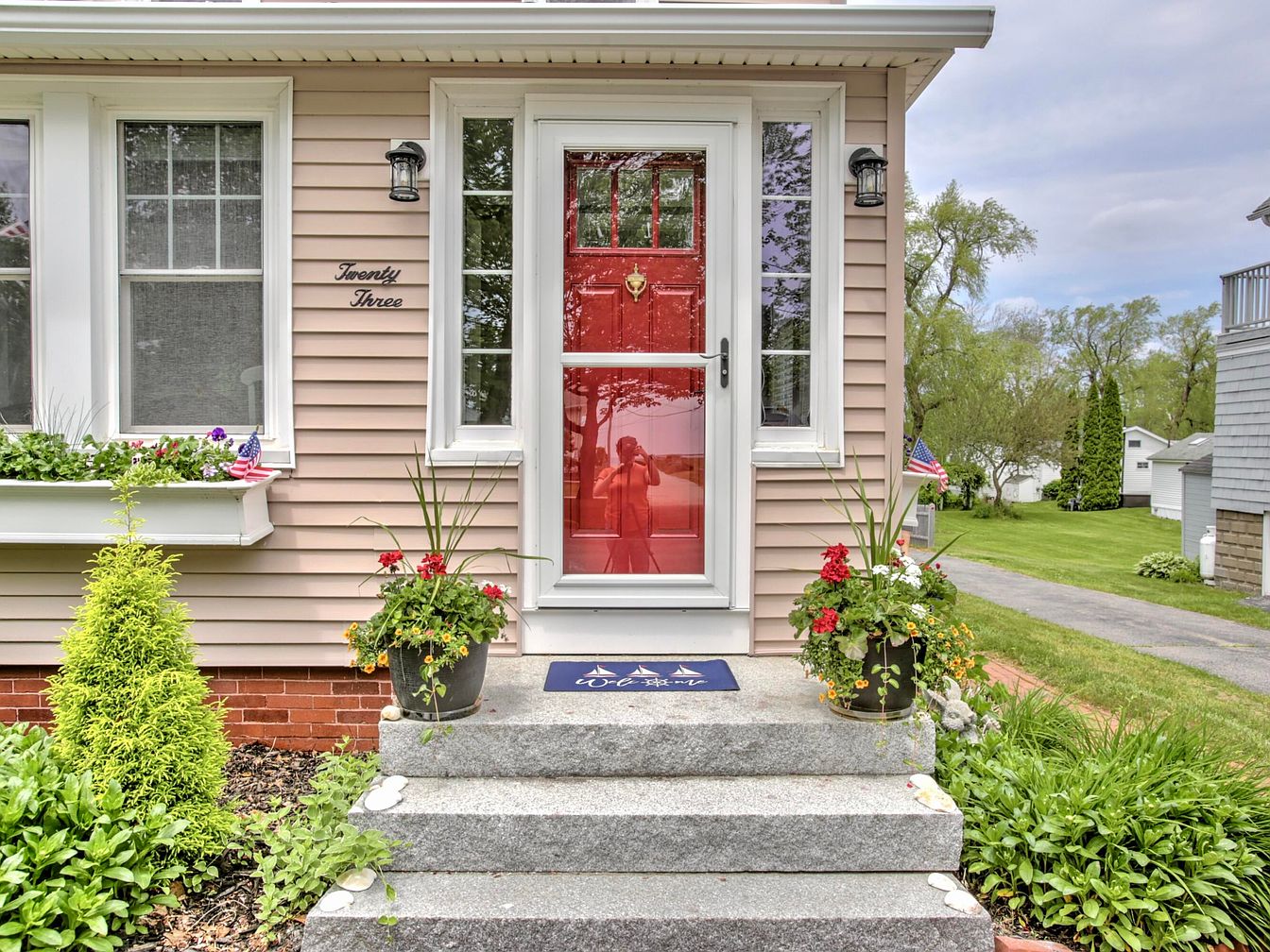 Embrace This 1928 Beachside Home in Scarborough, Maine, With Ocean ...