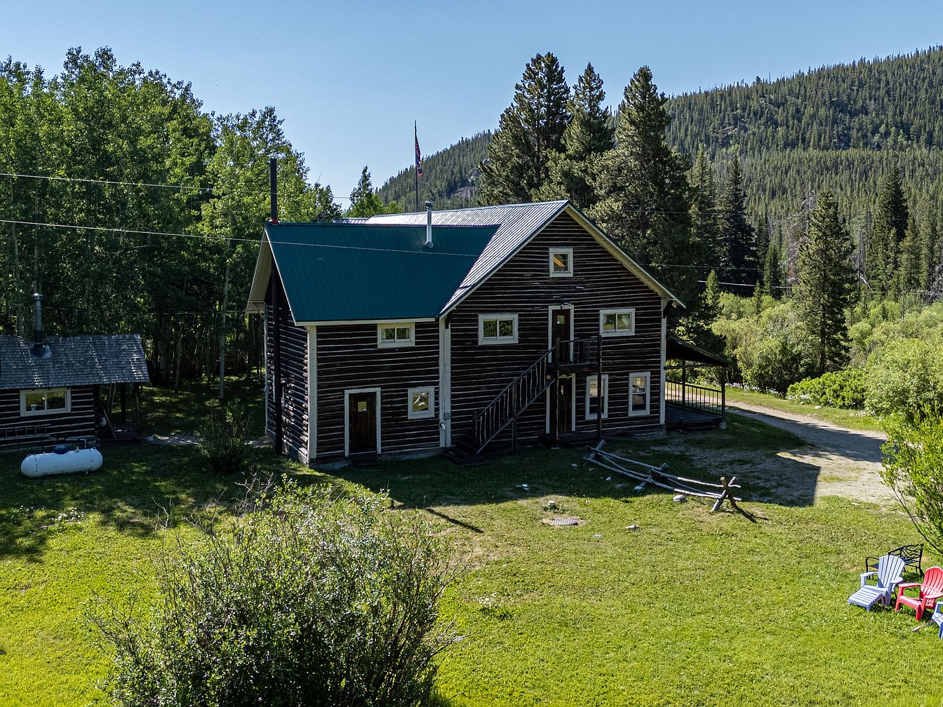 Timeless 1924 Handcrafted Log Lodge in Centennial, Wyoming, with 7,442 ...